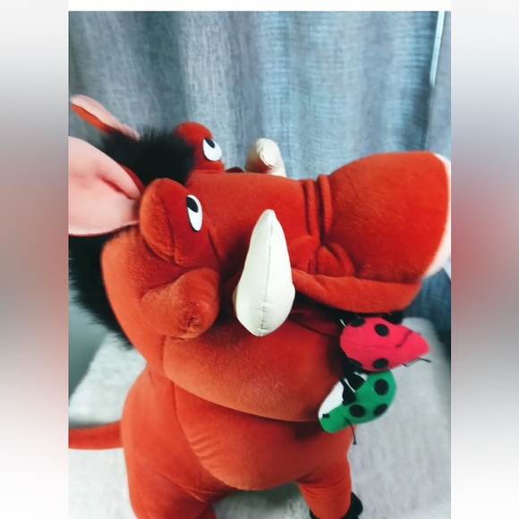 Disney | Toys | Large Disney Pumbaa Plush The Lion King 8 Bugs Come Out ...